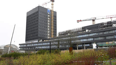 Company working on EIB buildings in Luxembourg embroiled in pay dispute ...