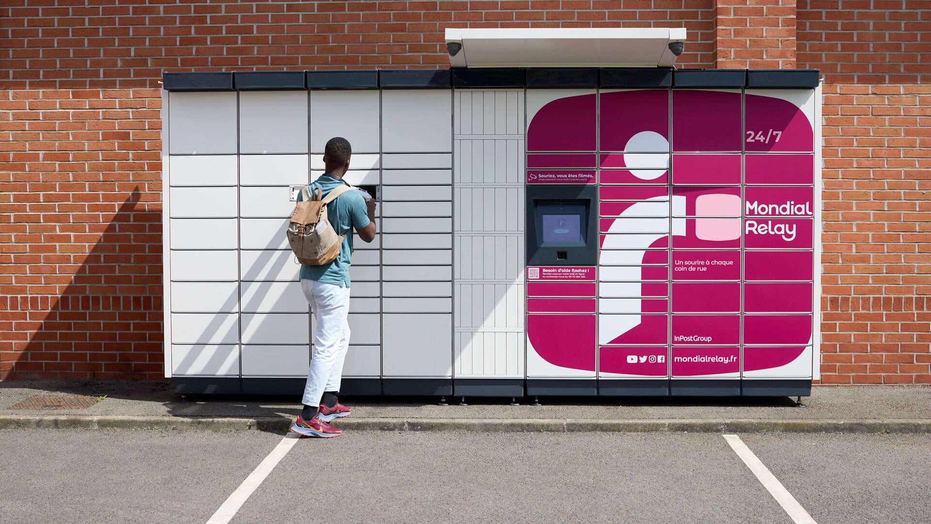 Delhaize installs Mondial Relay lockers in nine grocery stores ...